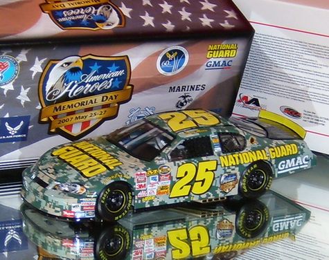 CASEY MEARS 2007 NATIONAL GUARD AMERICAN HEROES 1/24 MOTORSPORTS AUTHENTICS