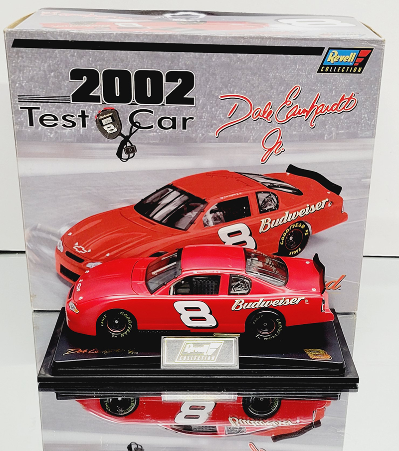 DALE EARNHARDT JR 2001 BUDWEISER TEST CAR W/ STOP WATCH 1/24 REVELL DIECAST
