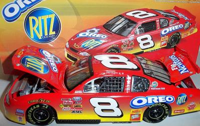 DALE EARNHARDT JR 2003 OREO RITZ DAYTONA 1/24 ACTION