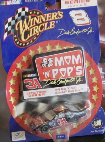 DALE JR MOM N POPS 1/64 WC