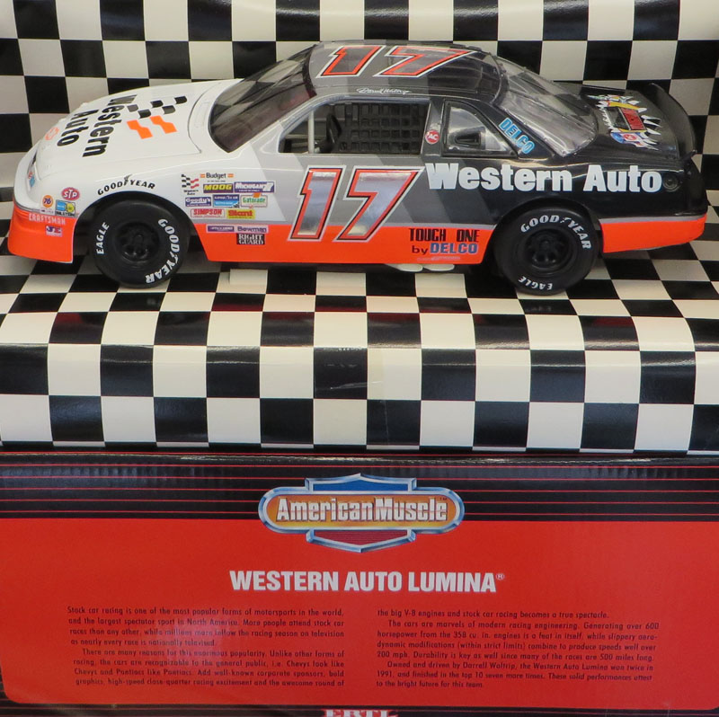DARRELL WALTRIP 1992 WESTERN AUTO 1/18 AMERICAN MUSCLE