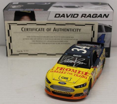AUTOGRAPHED DAVID RAGAN 2013 CSX 1/24 ACTION