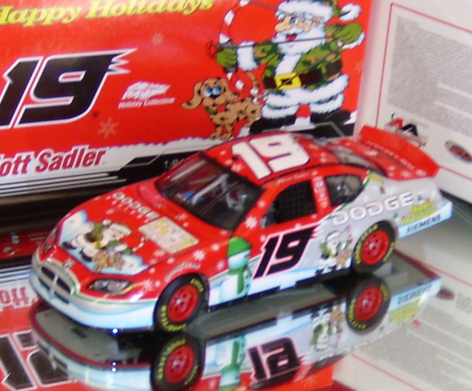 ELLIOTT SADLER 2007 SAM BASS CHRISTMAS CAR 1/24 MOTORSPORTS AUTHENTICS