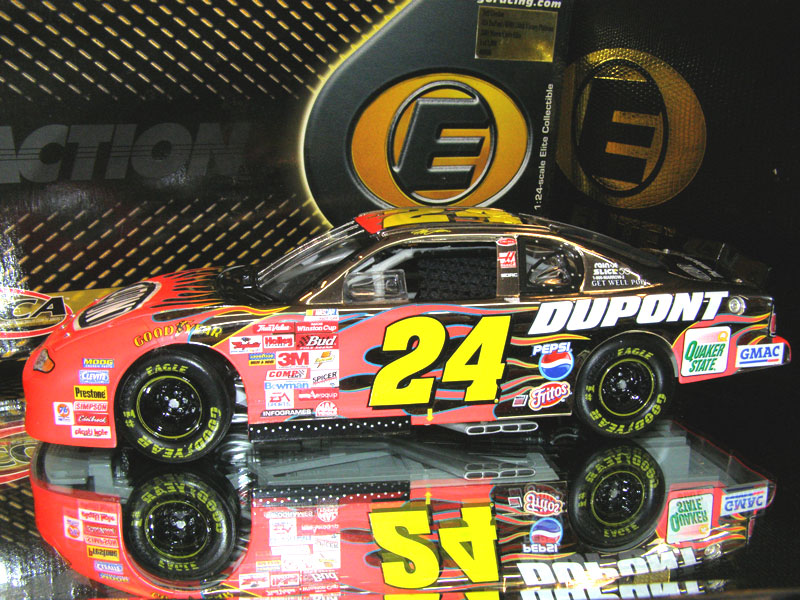 JEFF GORDON 2001 HMS 100TH VICTORY PLATINUM ELITE 1/24 RCCA ELITE