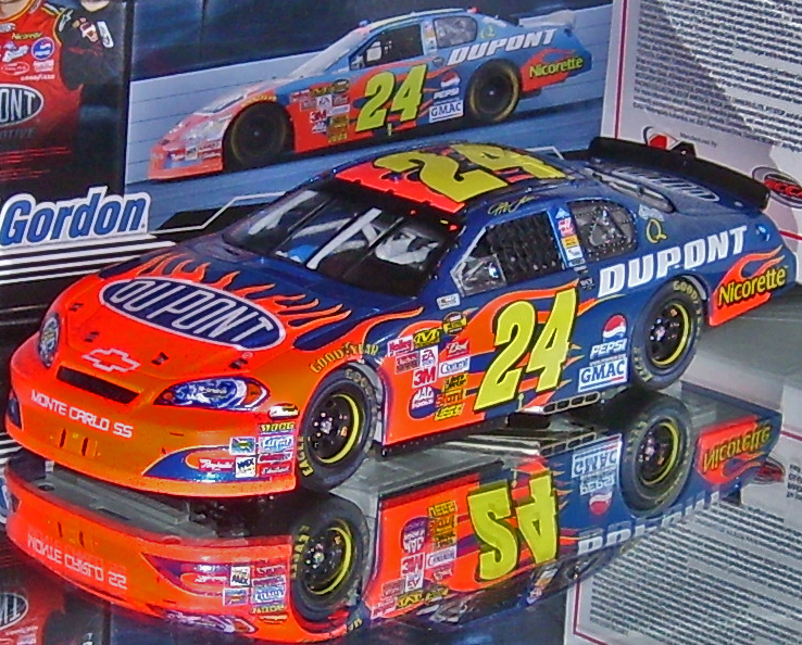 JEFF GORDON 2007 POCONO RACED VERSION DUPONT FLAMES 1/24 MOTORSPORTS ...