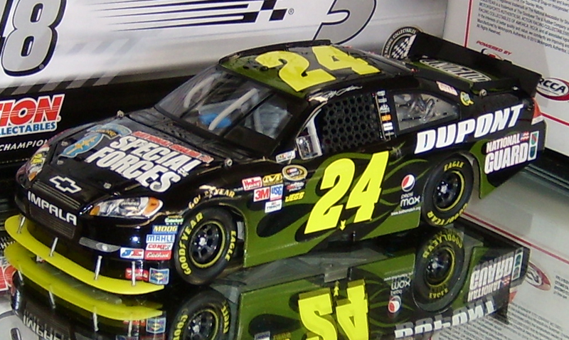 JEFF GORDON 2010 SPECIAL FORCES NATIONAL GUARD 1/24 ACTION