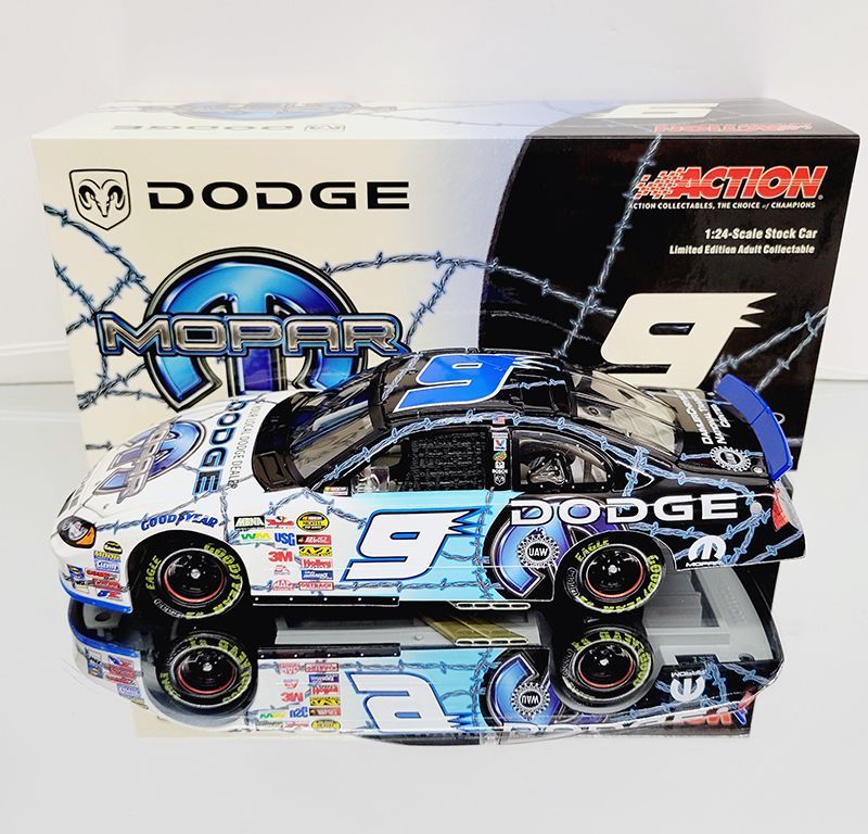 KASEY KAHNE 2004 MOPAR #9 DODGE 1/24 RCCA CLUB CAR DIECAST