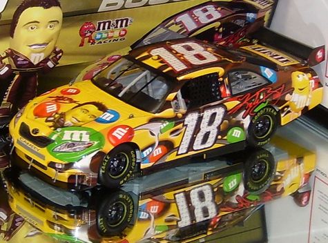 KYLE BUSCH "ROWDY" 2008 M&M'S FANTASY CAR 1/24 ACTION