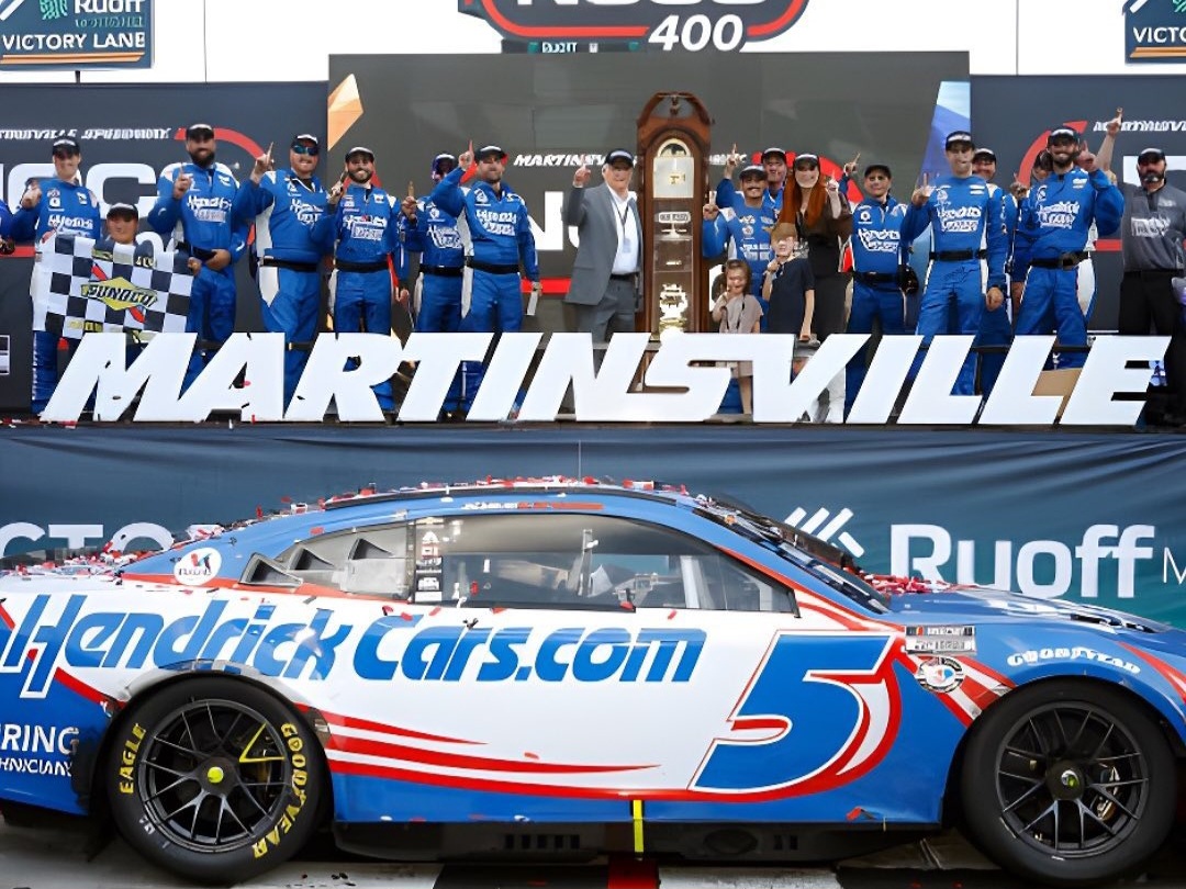 KYLE LARSON 2023 MARTINSVILLE WIN RACED VERSION 1/24 ACTION COLLECTOR ...