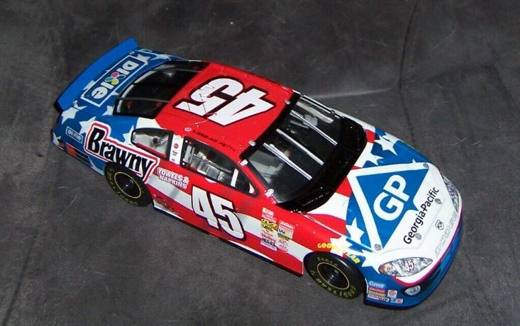 KYLE PETTY 2003 GEORGIA PACIFIC 1/24 TEAM CALIBER OWNER'S SERIES