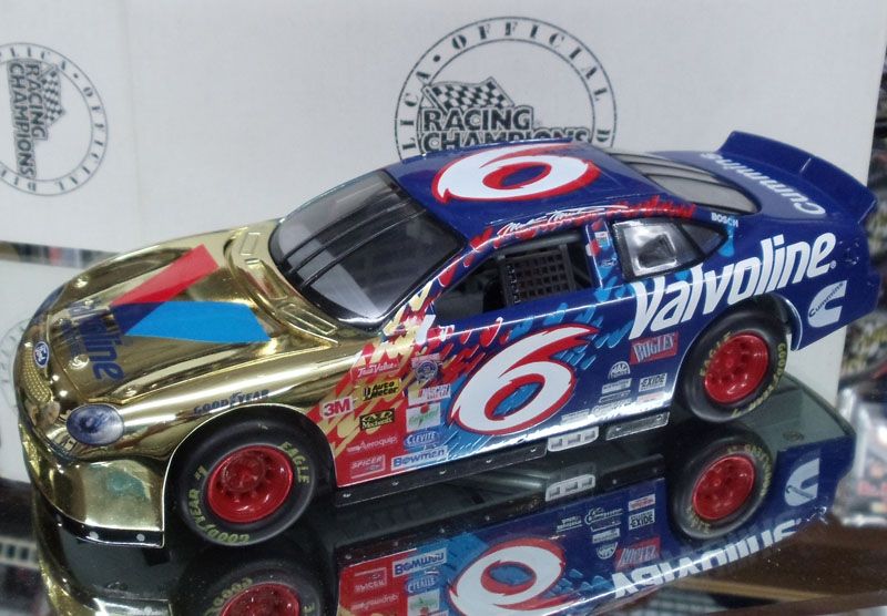 MARK MARTIN 1998 GOLD VALVOLINE 1/24 RC