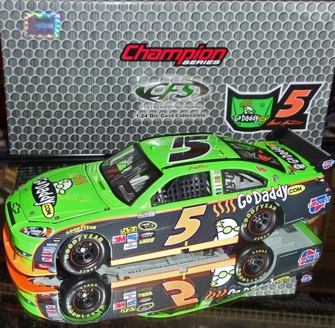 MARK MARTIN 2010 GODADDY 1/24 CFS