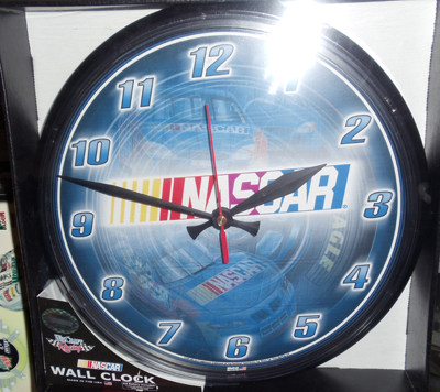 NASCAR ROUND WALL CLOCK