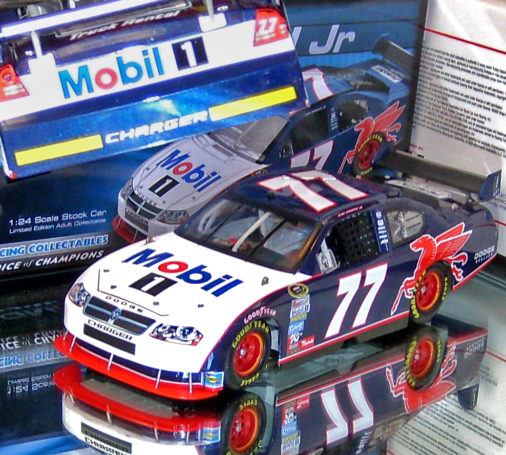 SAM HORNISH JR 2008 MOBIL ONE CHARGER ROOKIE CUP RIDE 1/24 ACTION