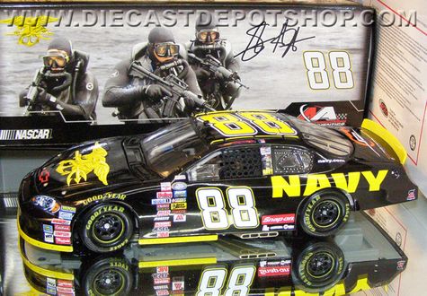 SHANE HUFFMAN 2007 NAVY SEALS (Dale Jr Driven) 1/24 MOTORSPORTS AUTHENTICS
