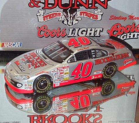 STERLING MARLIN 2001 BROOKS & DUNN "STEERS & STRIPES" COORS LIGHT 1/24 ...