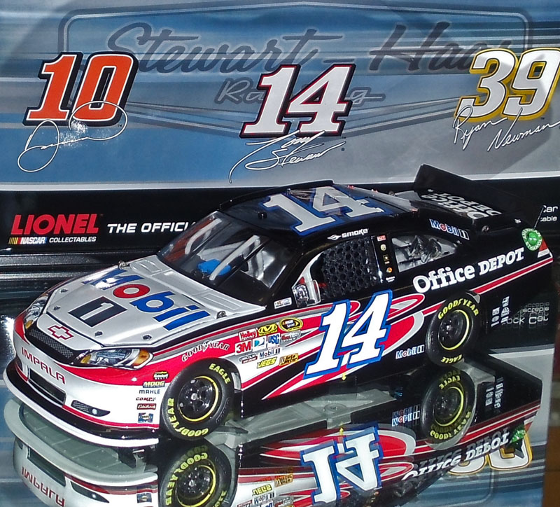 TONY STEWART 2012 MOBIL ONE 1/24 ACTION
