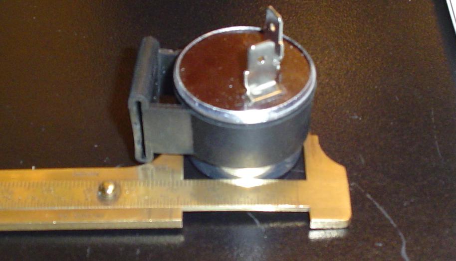 @ 6 VOLT TURN SIGNAL RELAY UNIT WITH UNIVERSAL RUBBER MOUNT 6/17K (77L)