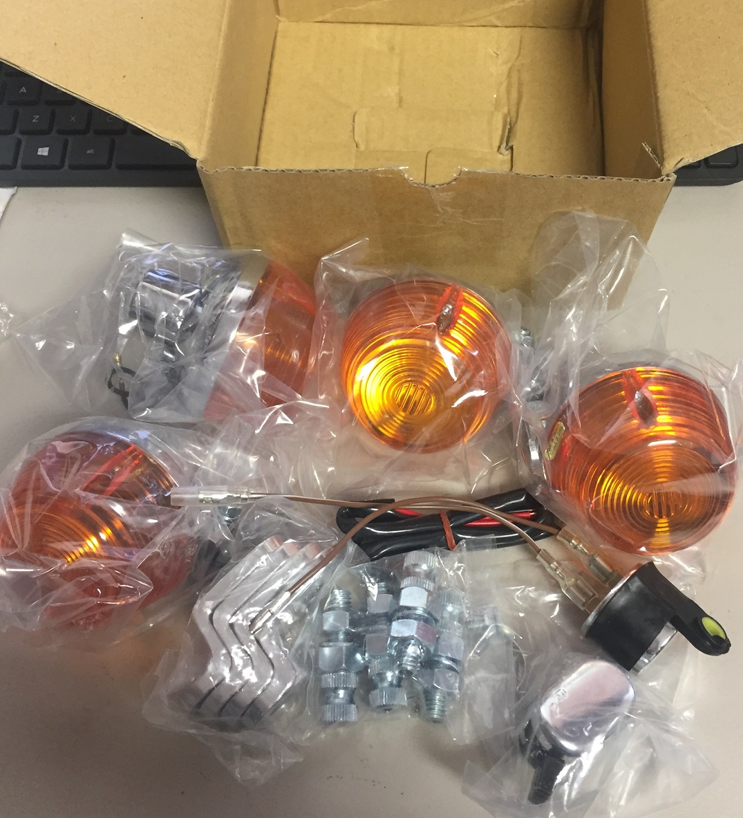 @ BLINKER KIT (1970'S CB/CT STYLE BLINKERS) / MOUNTS / STEMS / SWITCH ...