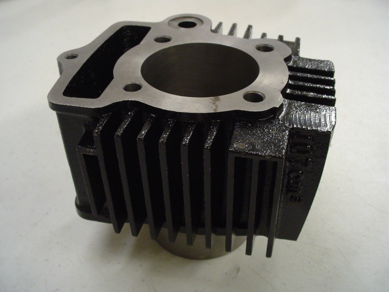 @ LIFAN 110CC CYLINDER 69MM TALL X 52.4MM BORE 12112/1P52FMH (S1177)