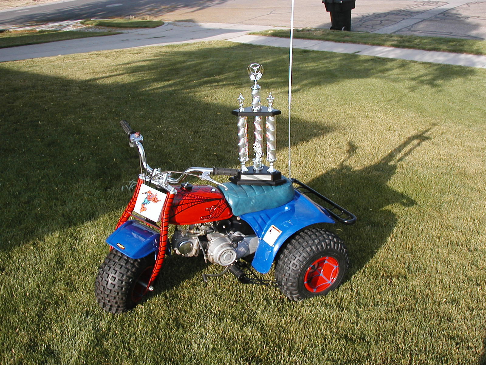 @ SPIDY TAKE_A_CLOSE LOOK_AT_THIS ONE_!!