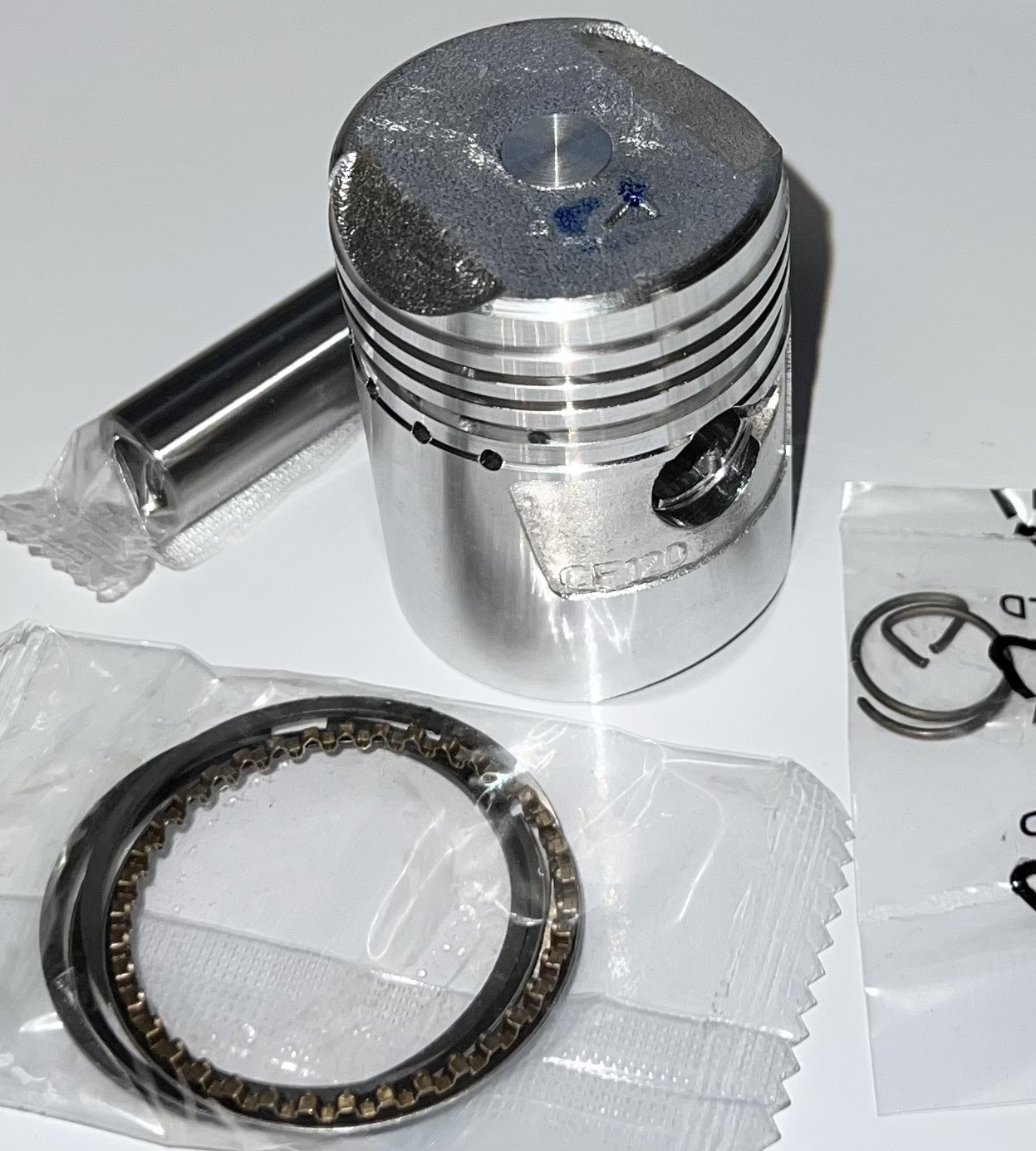 @ e NEW HIGH QUALITY STANDARD PISTON KIT ALL_Z50A'S 06131-036-020 1/22T ...