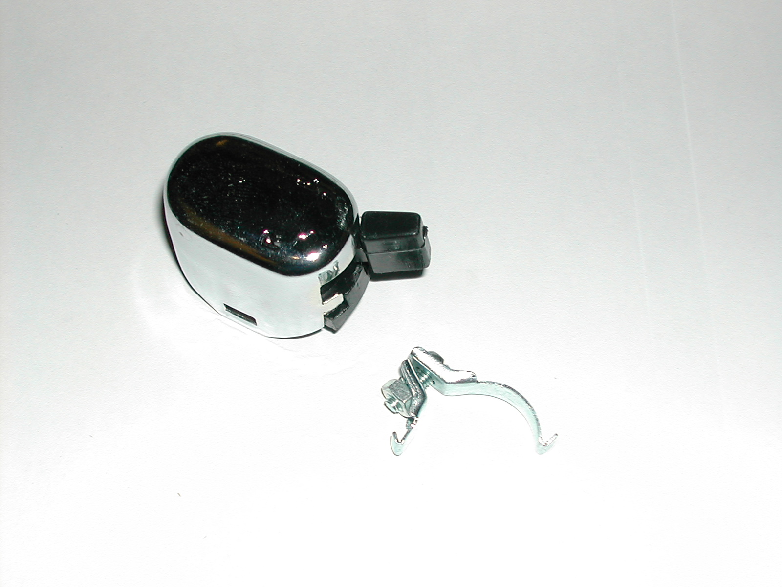 @ UNIVERSAL TURN SIGNAL SWITCH 7/8" BARS 1/16W (77K)