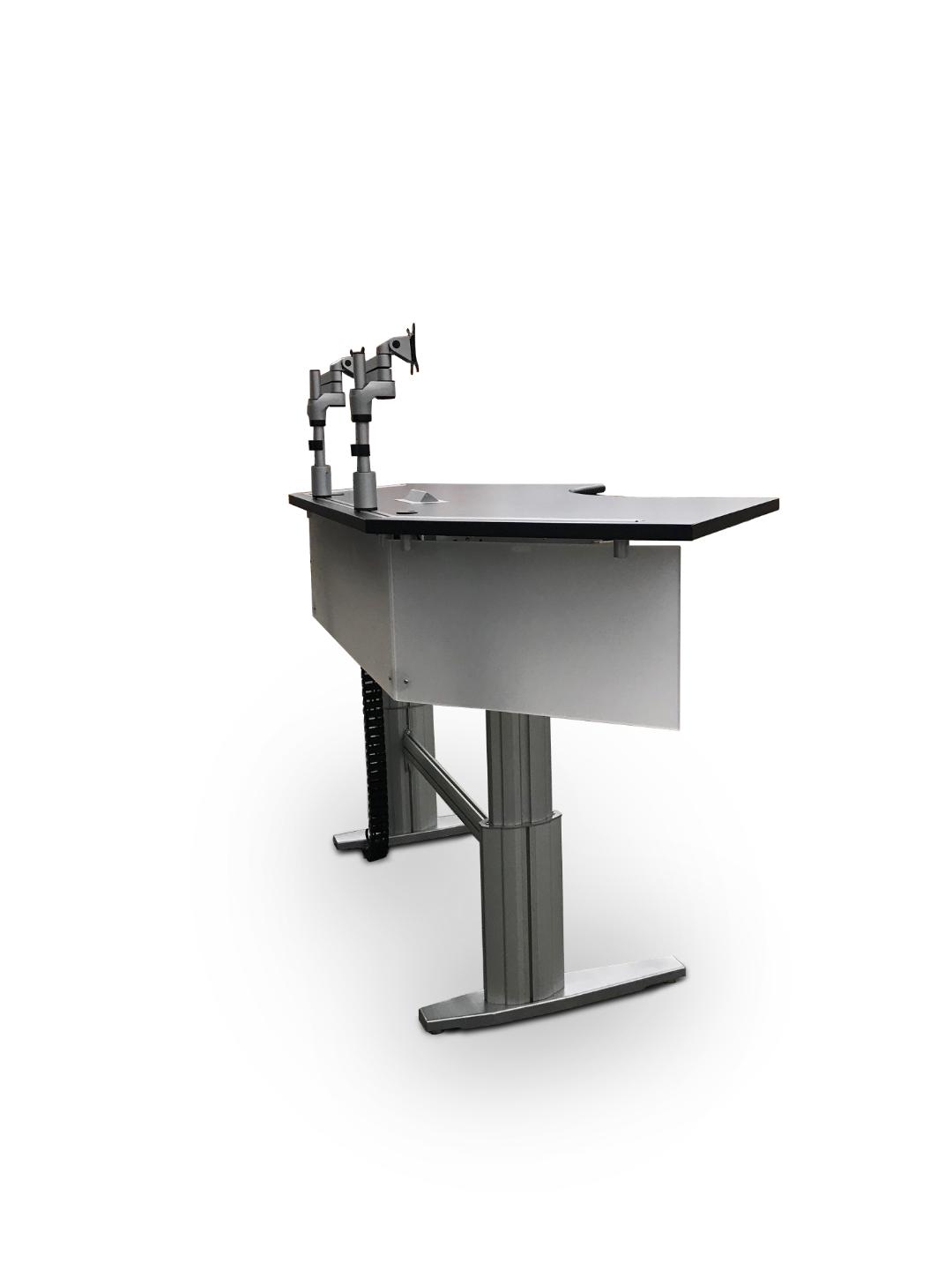 ERGOTRAC CORNER CONTROL ROOM DESK | Tx