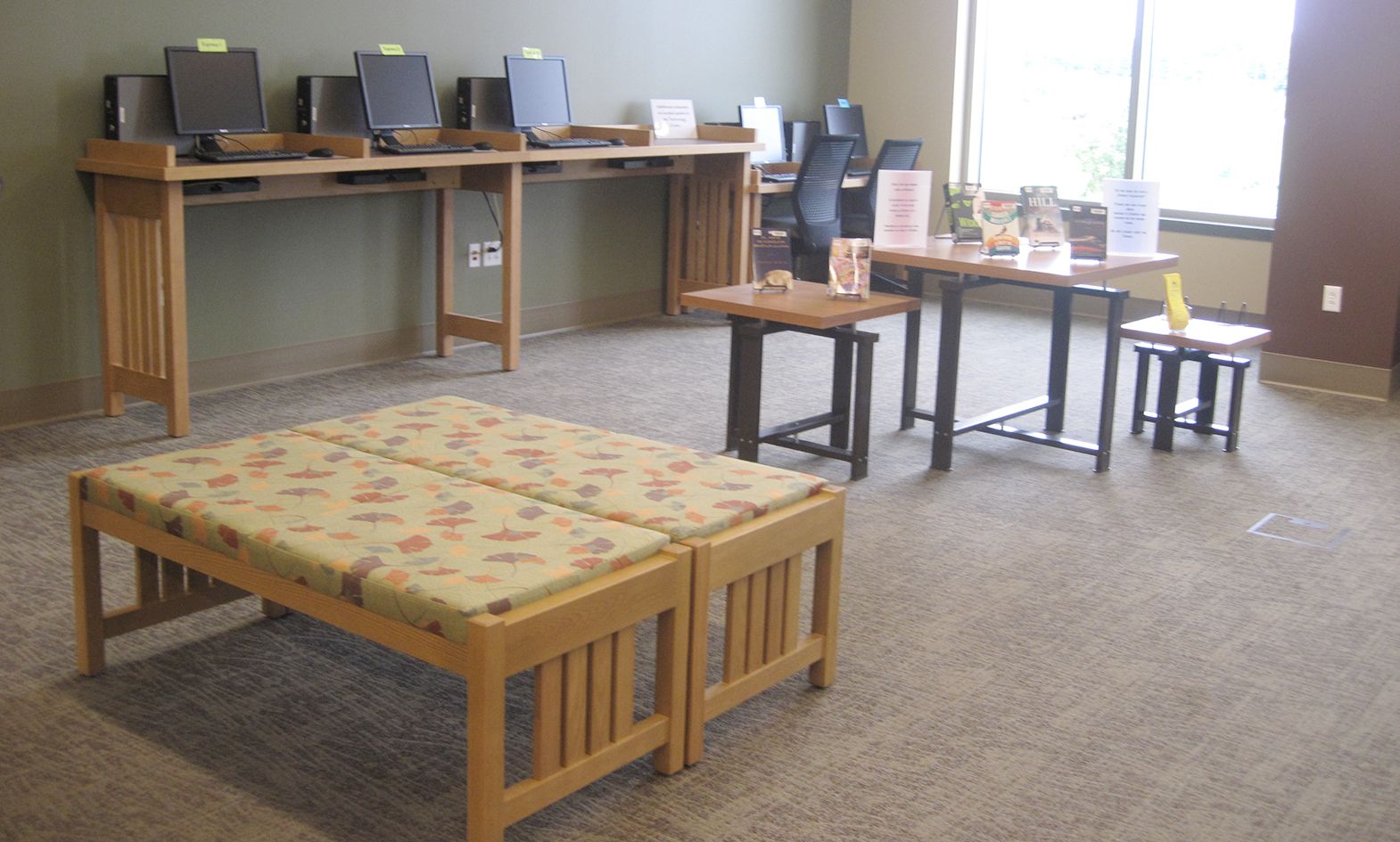 Frye Library Bench: Classic Arts & Crafts Design for Strength & Comfort ...
