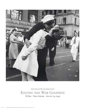 Lt. Victor Jorgensen - Kissing War Goodbye, VJ Day, Times Square