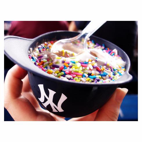 Set of 30 Baseball Team 8oz Ice Cream Sundae Helmet Snack Bowls 2021