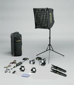 Dedolight S1BU Basic Compact 3 Light Kit w/Soft Case - BarnDoor