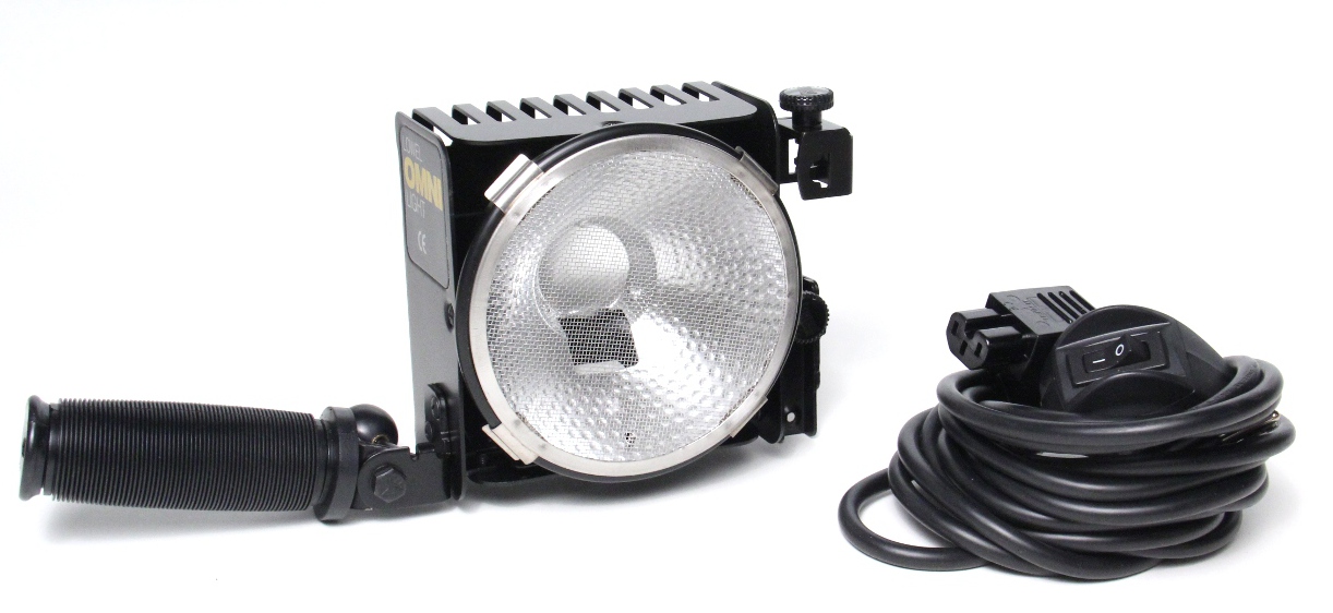Lowel Omni Light O1-10 500W Film Video Photo - BarnDoor Lighting