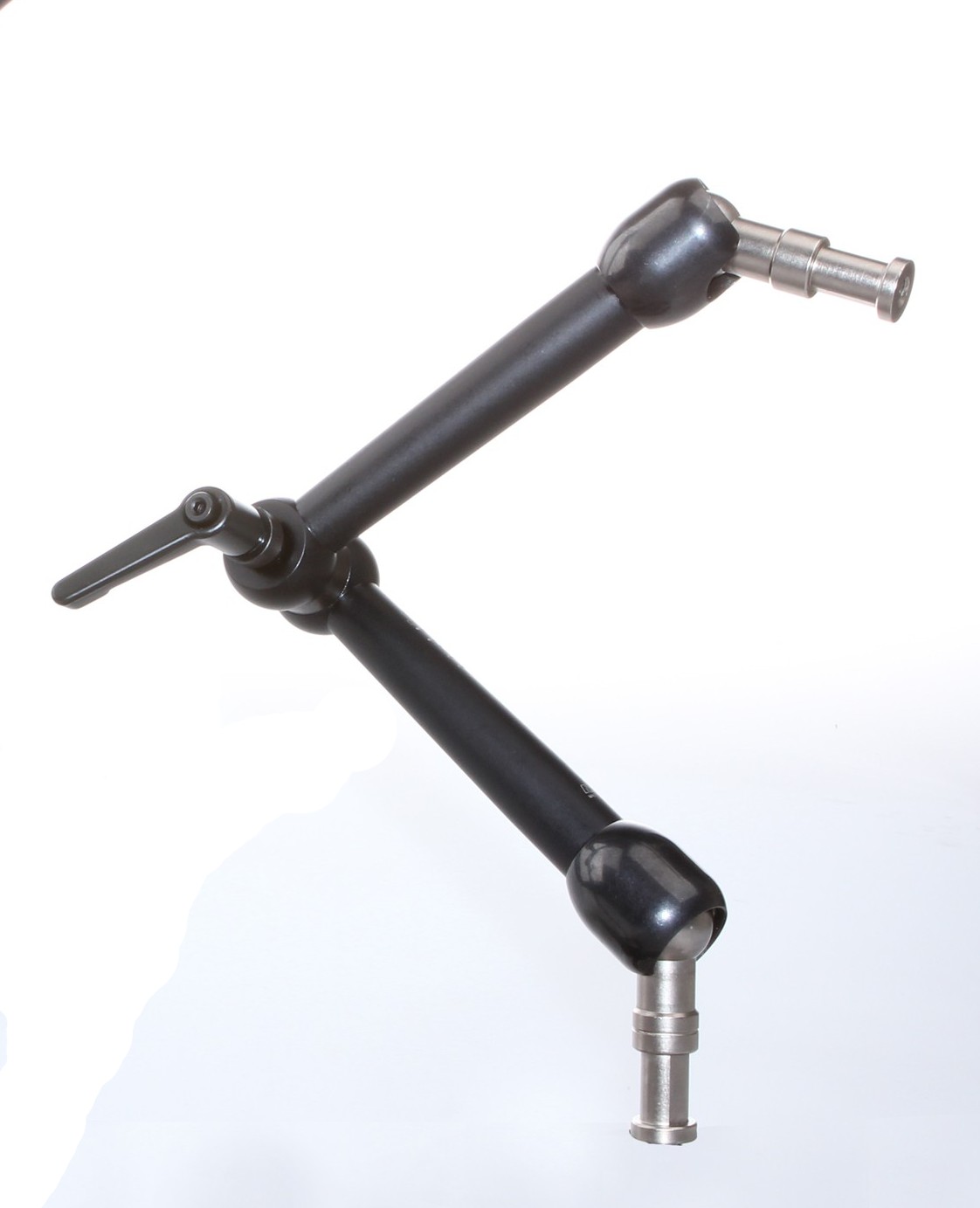 Matthews Noga Arm Articulated Medium - BarnDoor Lighting