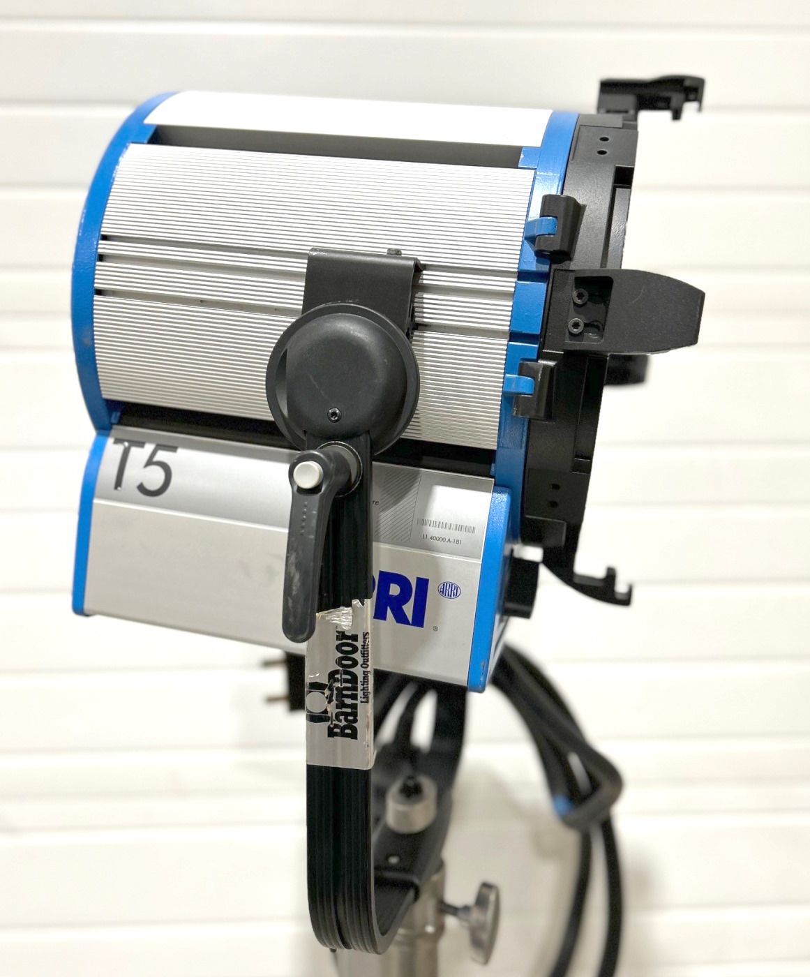 Save Big On Arri T5 5000W Fresnel in Like New Condition
