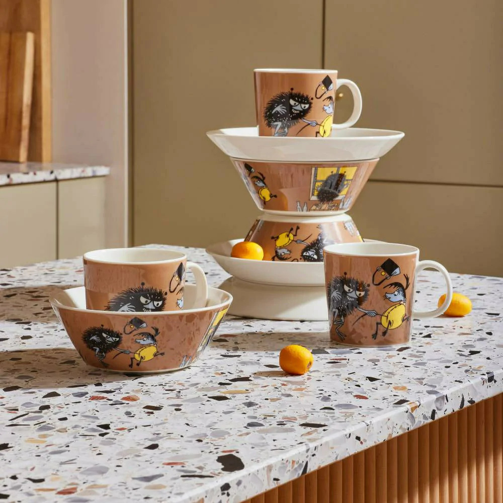 Arabia Moomin Stinky in Action Plate - Arabia Moomin Plates