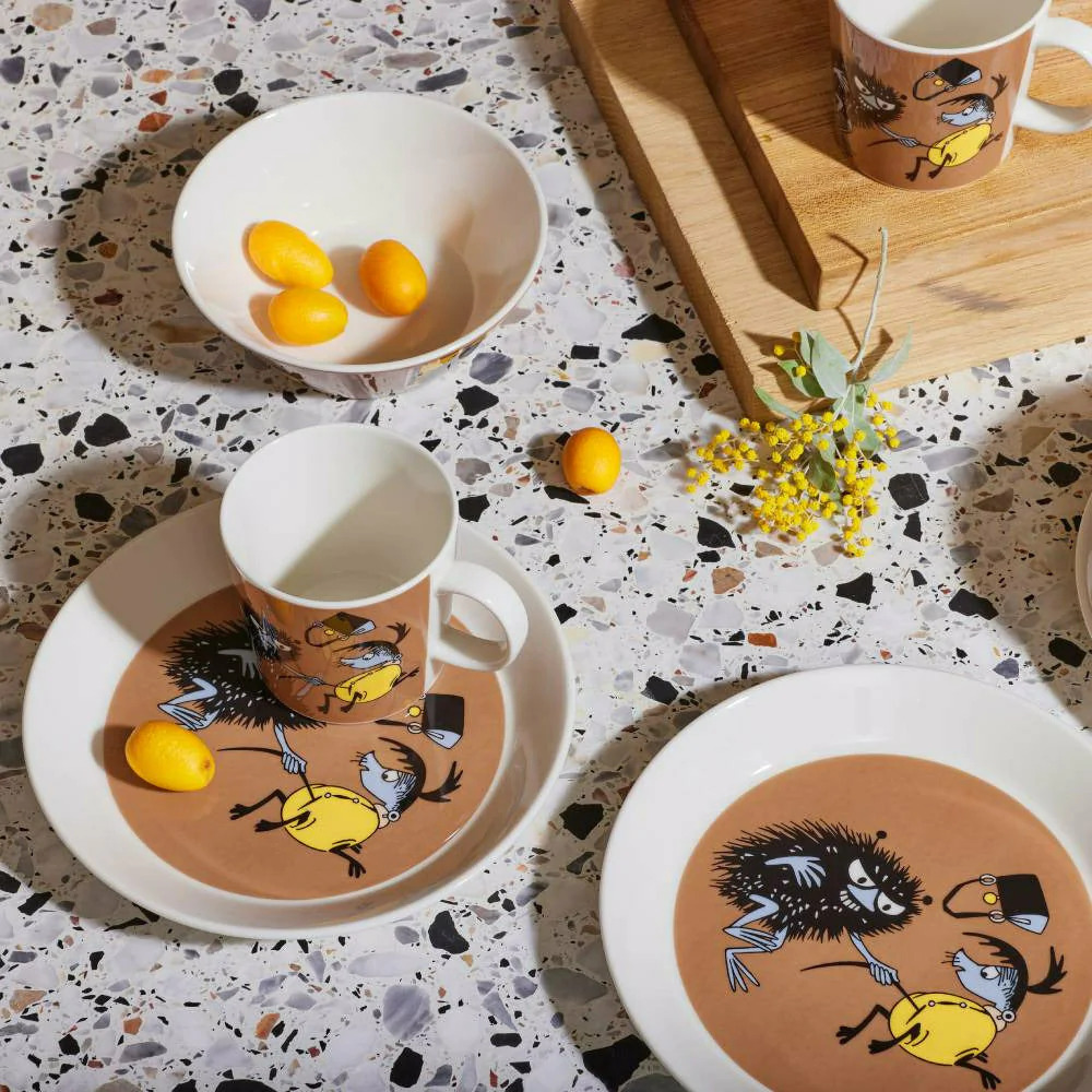 Arabia Moomin Stinky in Action Plate - Arabia Moomin Plates