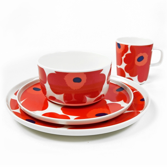 Marimekko Unikko Red 4pc Dinnerware Set - Marimekko Unikko Dinnerware