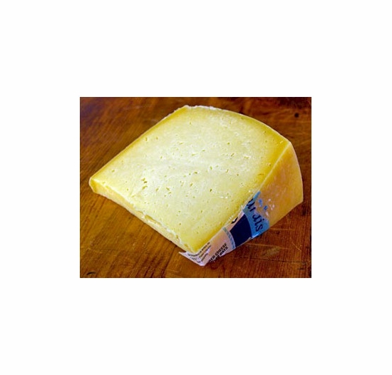 Saint George Cheese Topo Queijo S Jorge 1 lb.