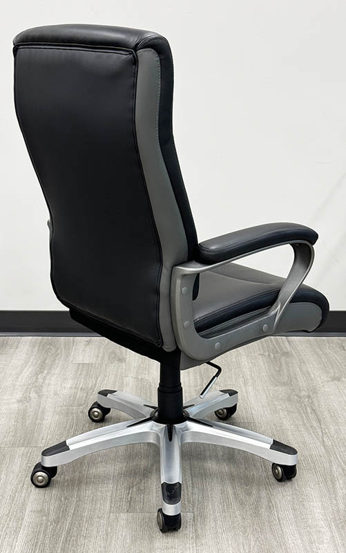 Black and Gray Leather Desk Chair