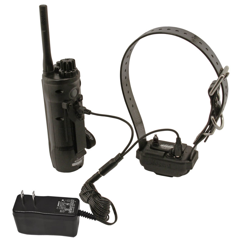 MOPIX - Dogtra Edge RT Charger Detail.