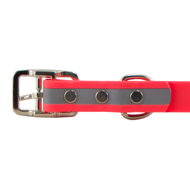 MOPIX - Reflective Biothane Standard Collar Buckle Detail.