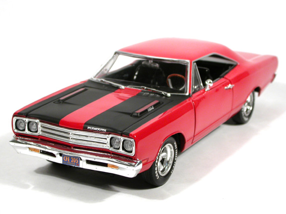 1969 Plymouth Roadrunner diecast model car 1:18 scale die cast by Ertl ...