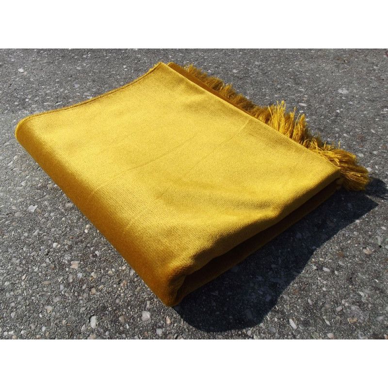 Gold Solid Color Prayer Rug (27" x 44", excluding tassels)