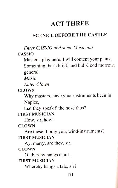 Othello : English and Arabic : Facing Page Format (William Shakespeare)