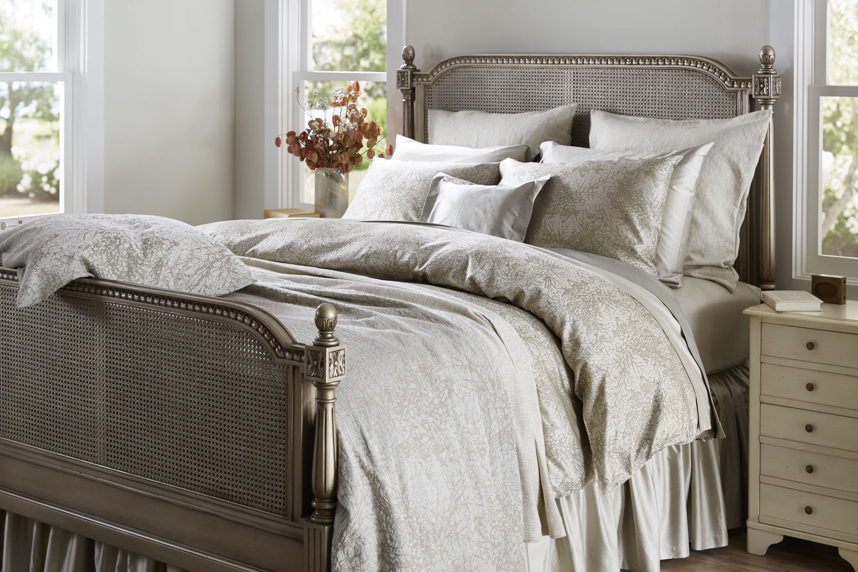 SDH Yarn-Dyed Italian Bedding Collection | Aiko Luxury Linens