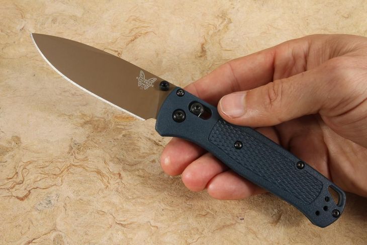 Benchmade 535FE-05 Bugout - Axis Lock - Crater Blue & FDE + Free Shipping