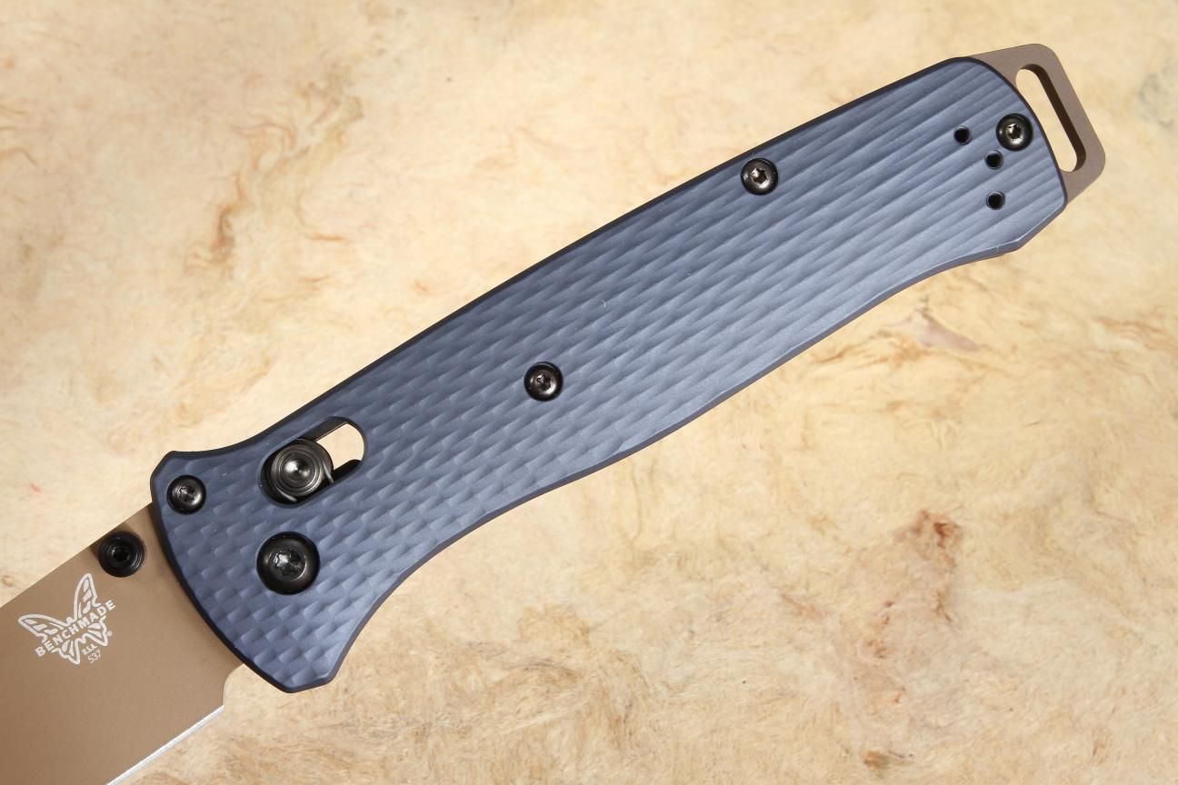 Benchmade Bailout 537FE-02 Crater Blue Handle & FDE Blade + Free Shipping