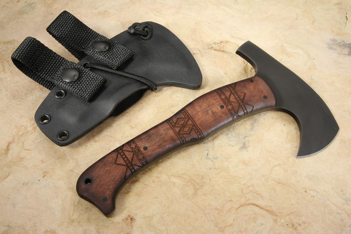 Winkler Hunter Axe Tribal Maple - Best Price