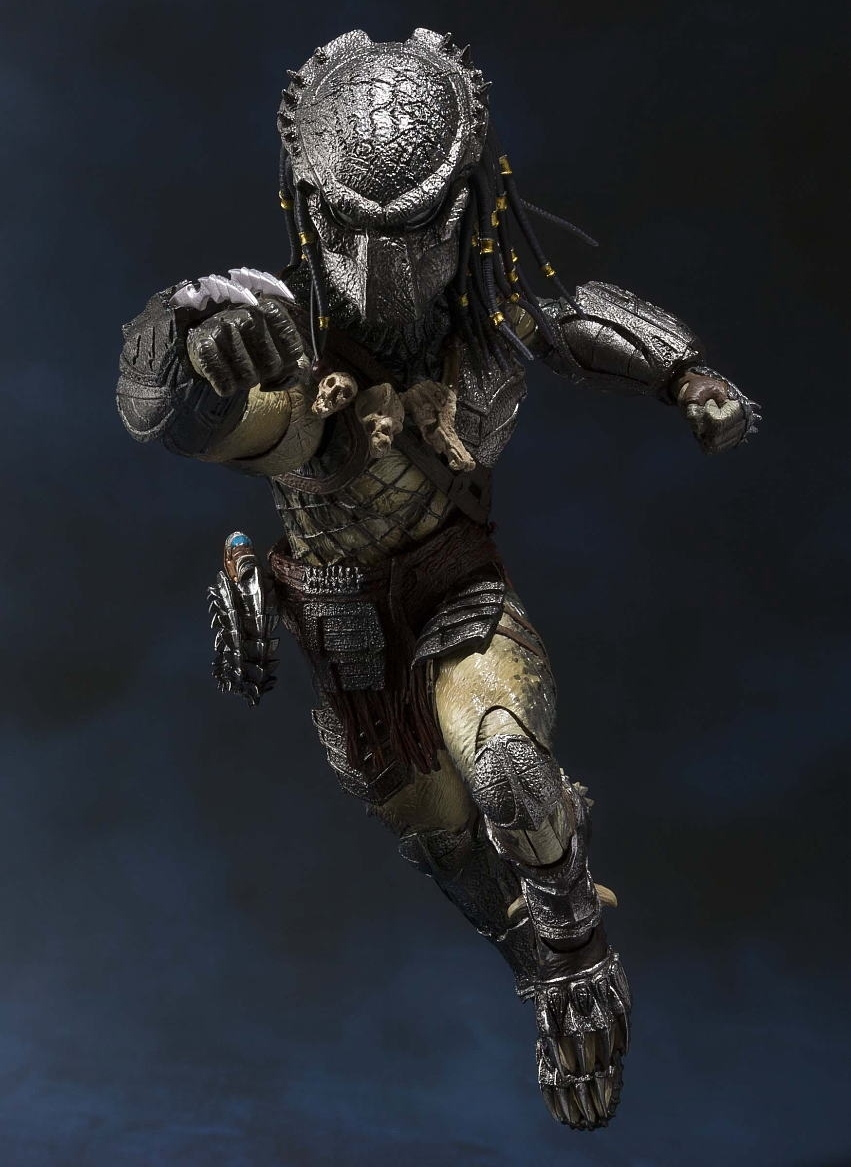 S.H.MonstertArts Predator Wolf